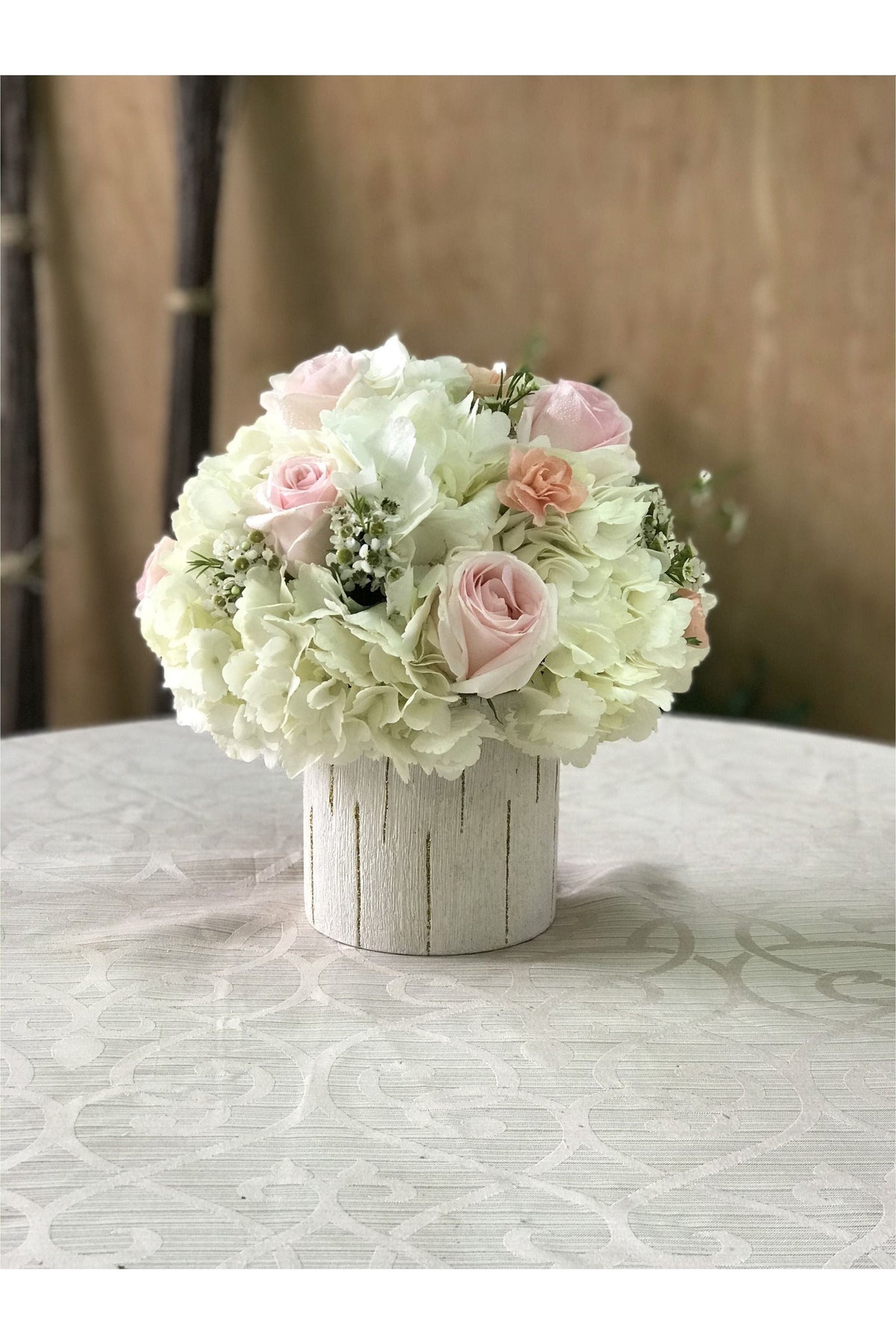 White Stripes – Roses & Hydrangeas | Hackensack Florist — Eclore Floral